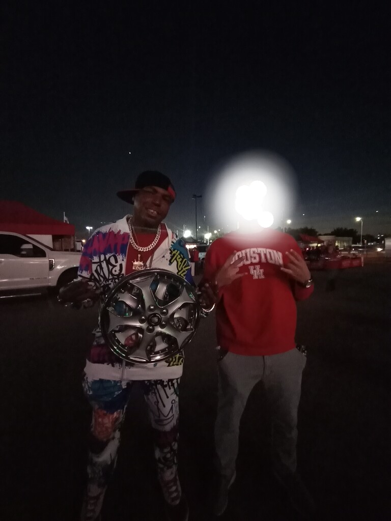 Hubcap guy - Football - CoogFans.com